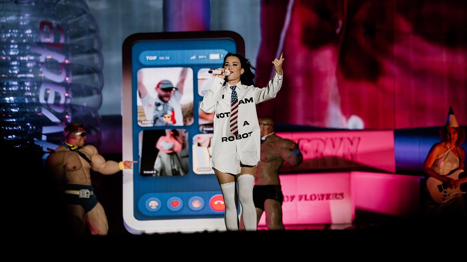Katy Perry no Rock in Rio Lisboa 2026: da garrafa gigante que ...